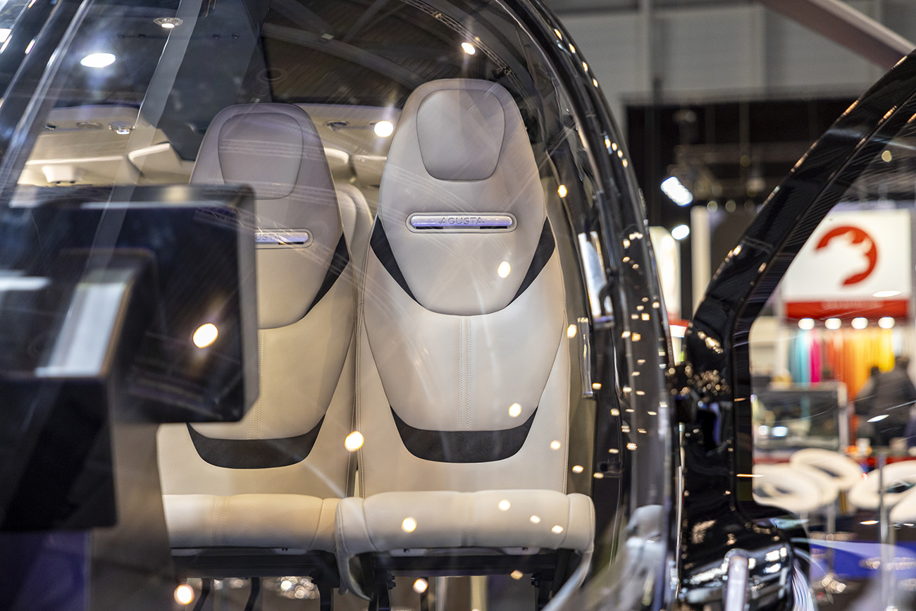 Agusta - AW09 ROADSHOW